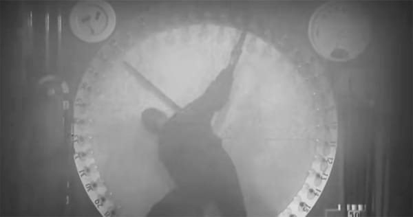 Metropolis (1927): When Machines Dream and Men Obey